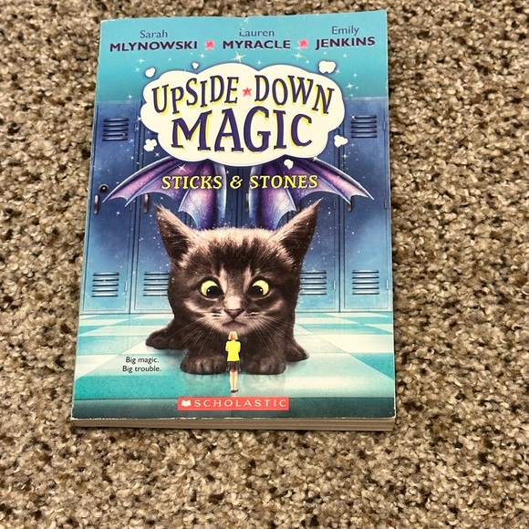 Scholastic | Other | Scholastic Upsidedown Magic Book With Blue And ...